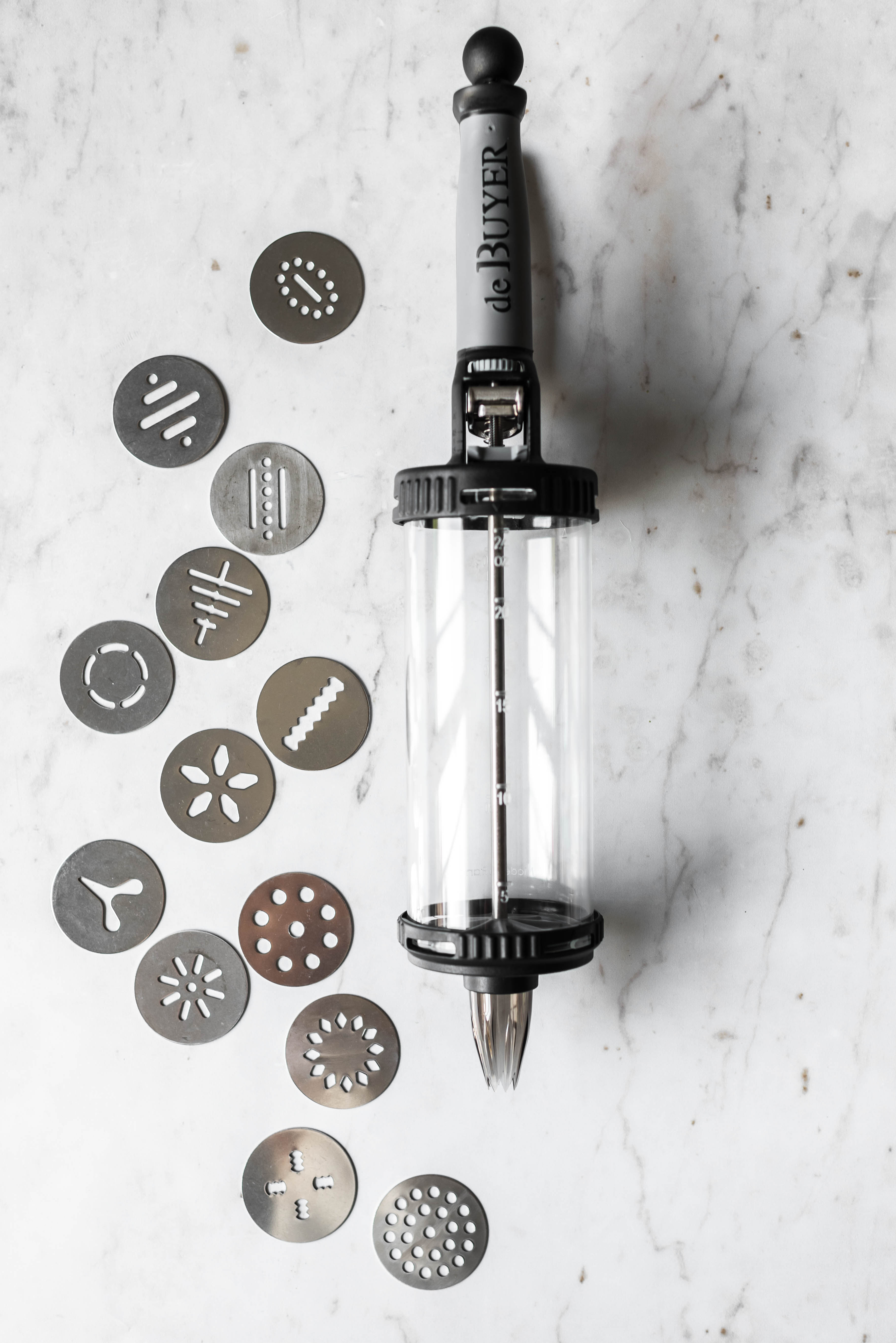 LE TUBE automatic pastry dispenser and accessories - de Buyer