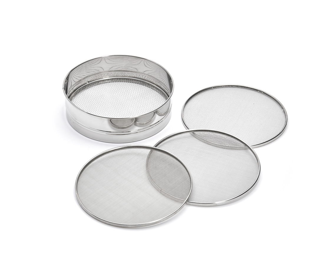 Stainless steel sieve 4 removable meshes 0,5-1-2-3mm - de Buyer